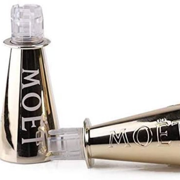 Moet Chandon | Party Supplies | Moet Chandon Gold Plastic 87ml Mini ...